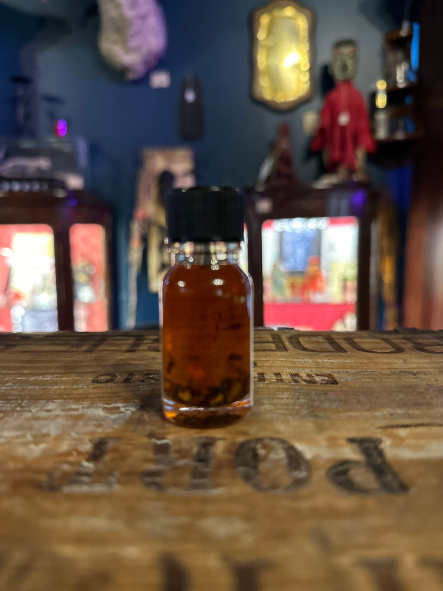 Flying Devil Oil – WitchLab