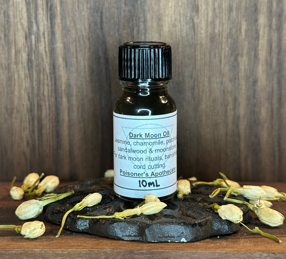 Dark Moon Ritual Oil – WitchLab