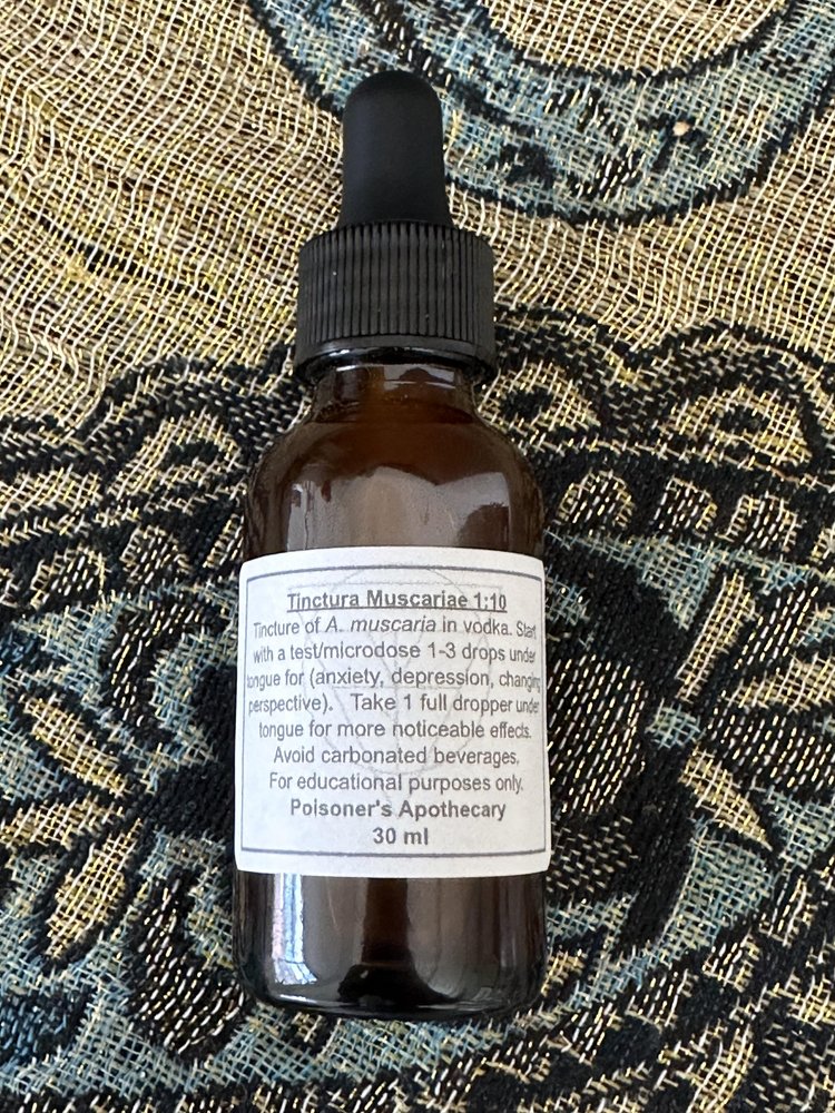 Tinctura Muscariae 1:10 – WitchLab